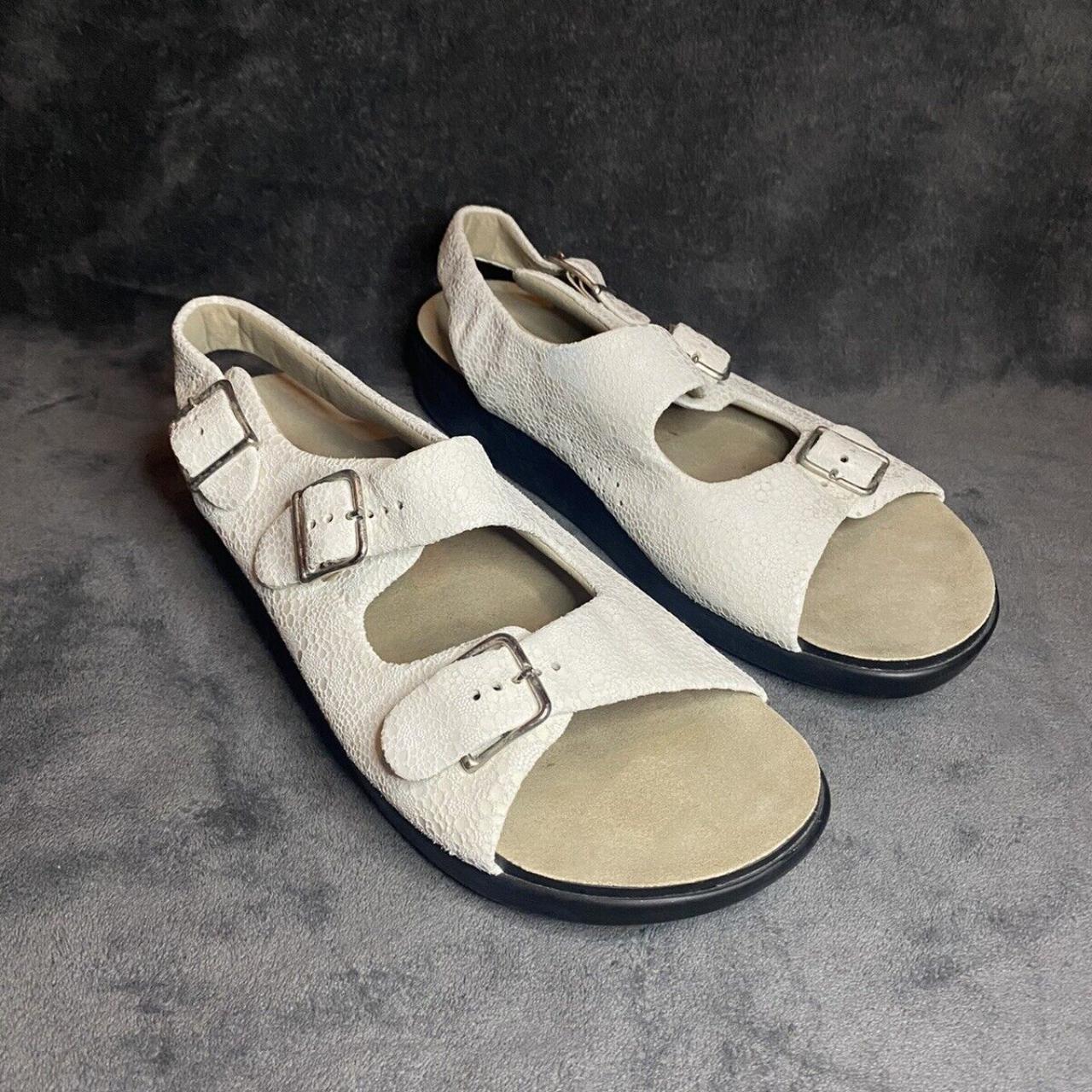 SAS Women 12M Medium Relaxed Heel Strap Sandal... - Depop