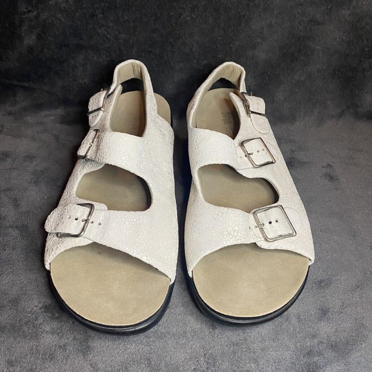 SAS Women 12M Medium Relaxed Heel Strap Sandal... - Depop