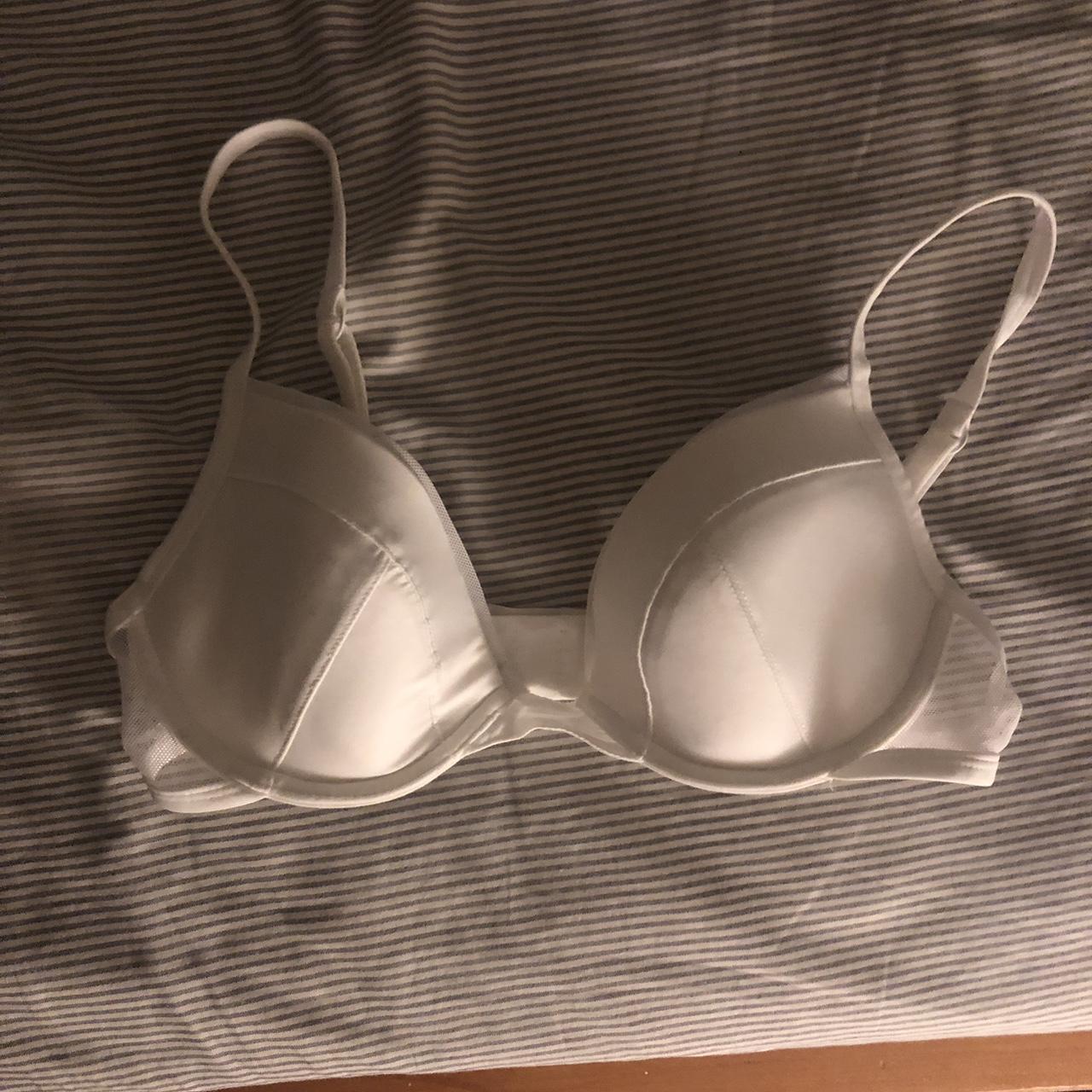 Yse white push up bra French size 85B = 32B Worn... - Depop