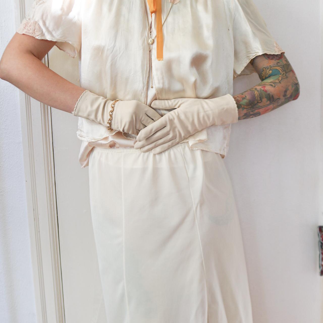 Vintage JCPenney Daydream Ivory Half Slip (Small) -... - Depop