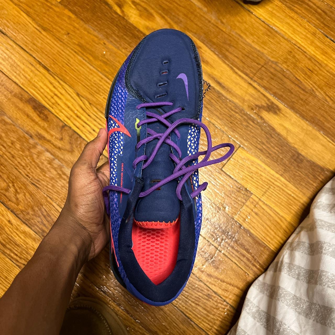 gt cut void rip on the toe everything else is... - Depop