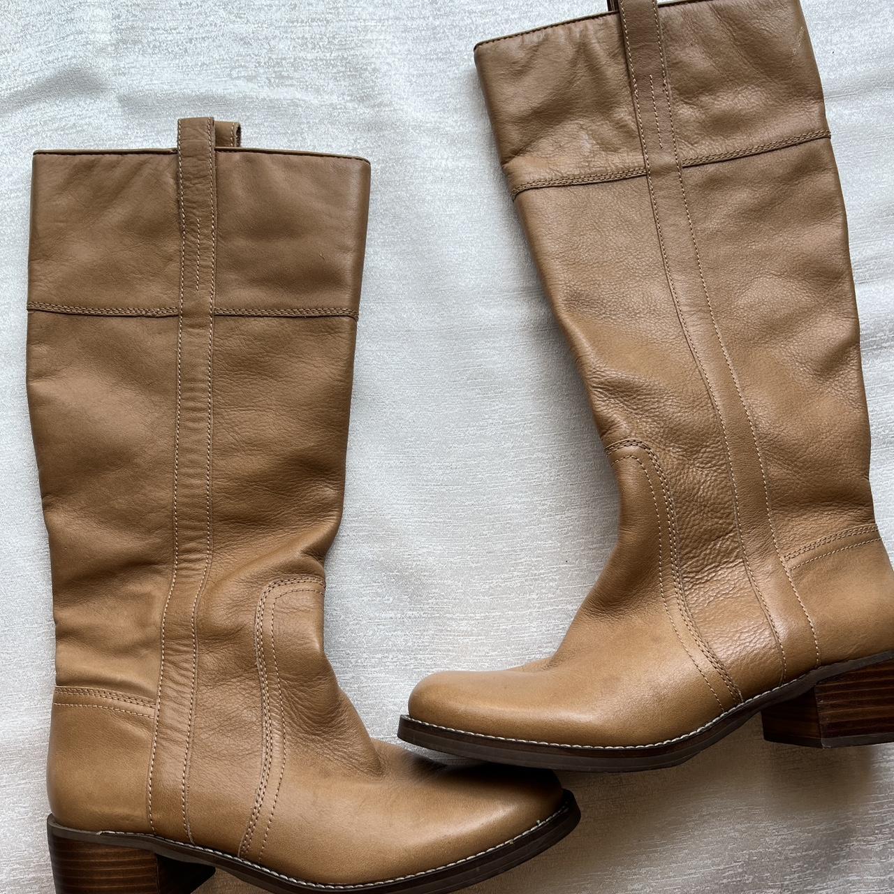 tan riding boots not marked but fits size 7 to... - Depop