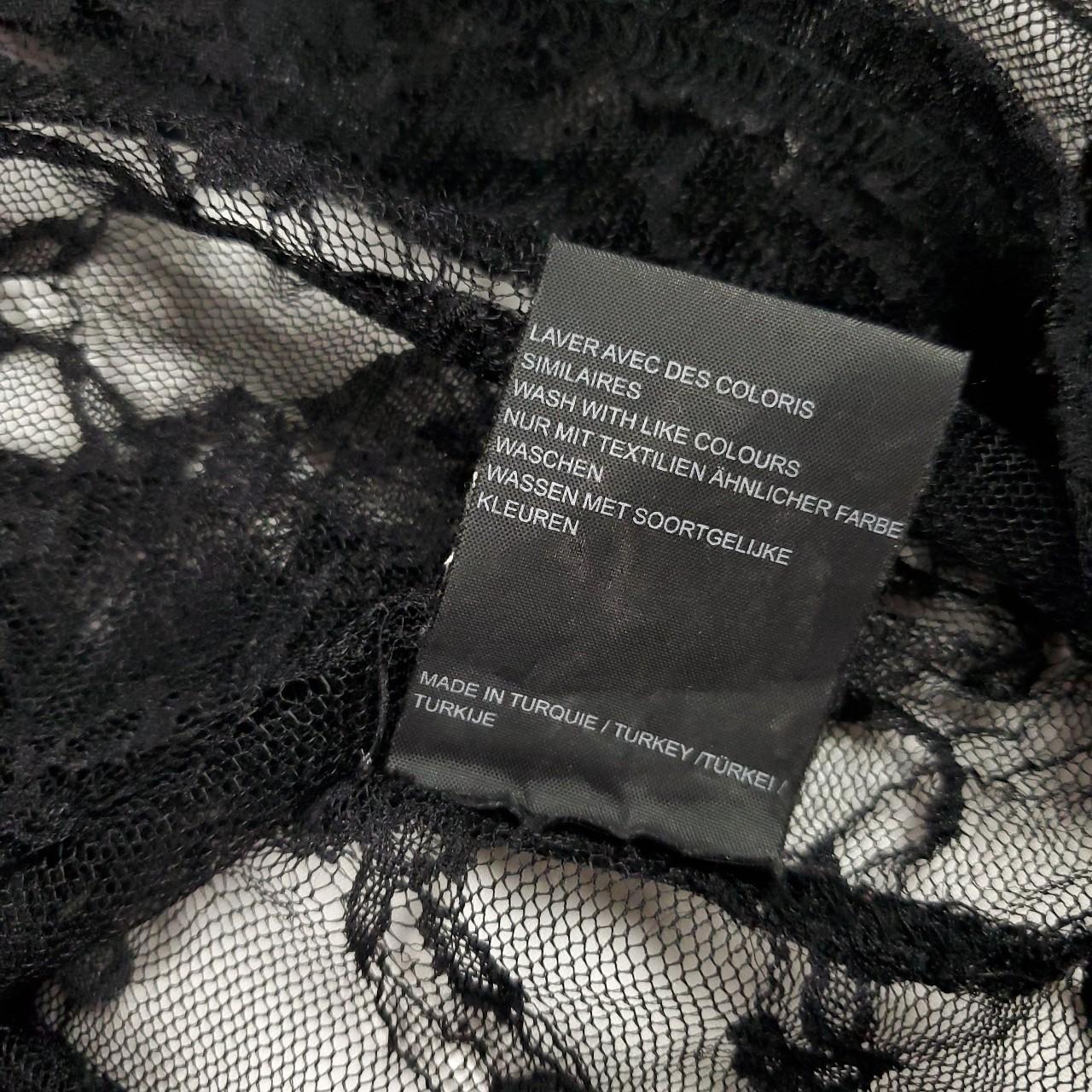 Dainty Vintage 2000s coquette dollette gothic lace... - Depop