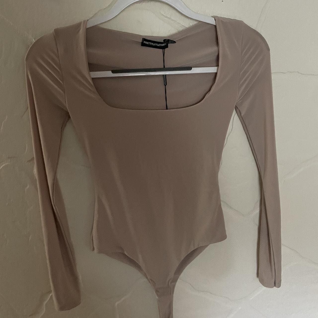 BRAND NEW Pretty Little Thing bodysuit - square low... - Depop