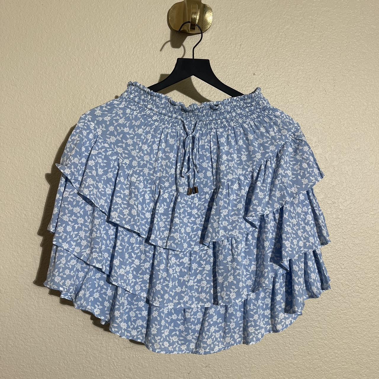 Kivari Mini skirt Size US 8 NWT | Depop