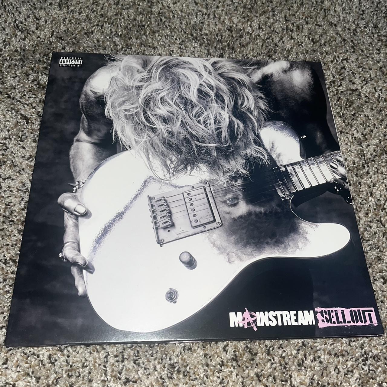 Hot Topic Pink Cds-and-vinyl | Depop