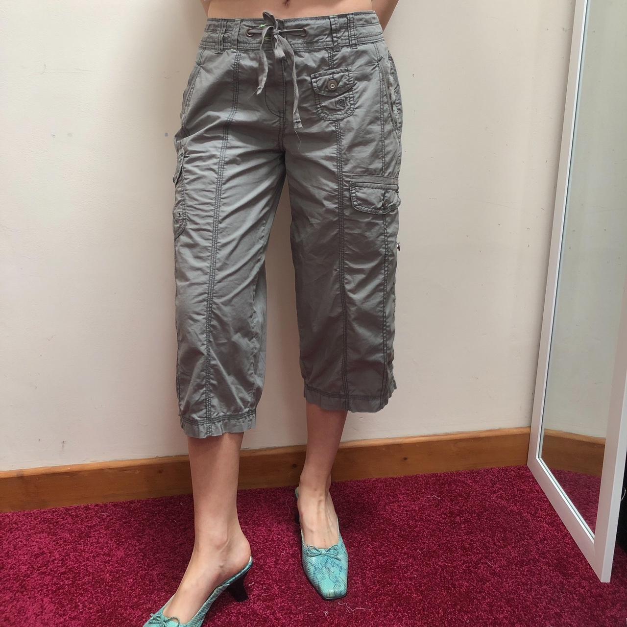 Y2k jorts Capri length Khaki colour Size 10 (shown... - Depop