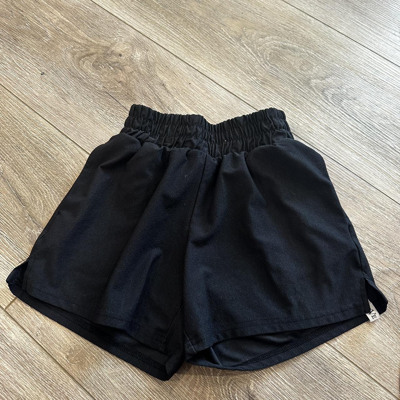 Five dance wear ribbed shorts- size YXL - Depop