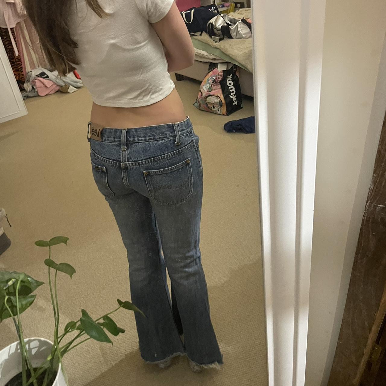 Low rise flared jeans So nice just too small for... - Depop