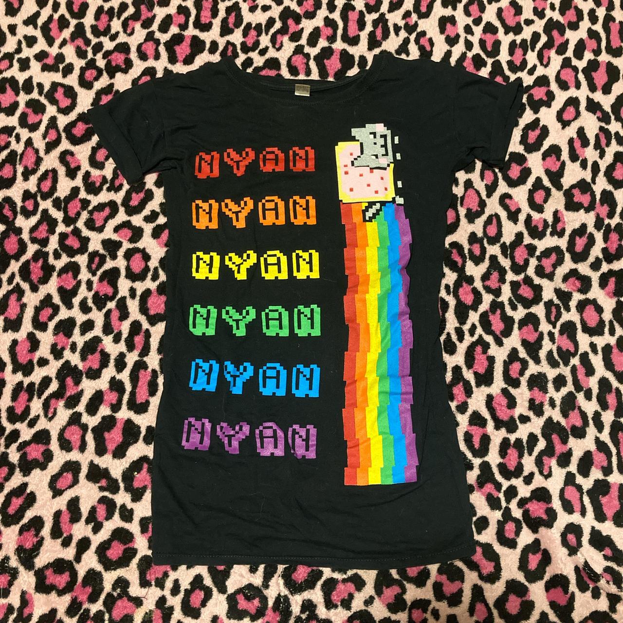 Rare original Nyan cat shirt Size: xs (was a xl... | Depop