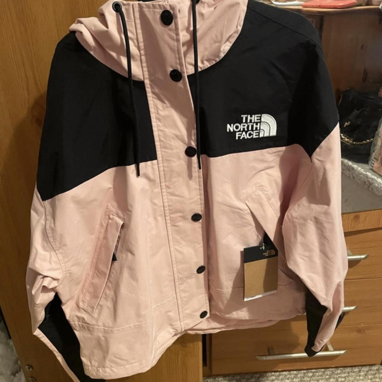 The North Face Women's Pink and Black Jacket | Depop