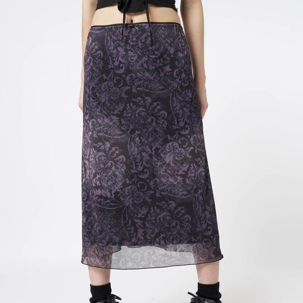 Minga London Women's Purple and Black Skirt | Depop