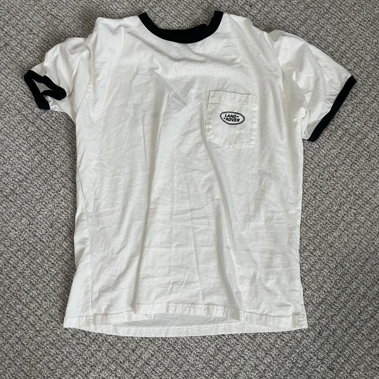 PacSun Land Rover tshirt - Depop