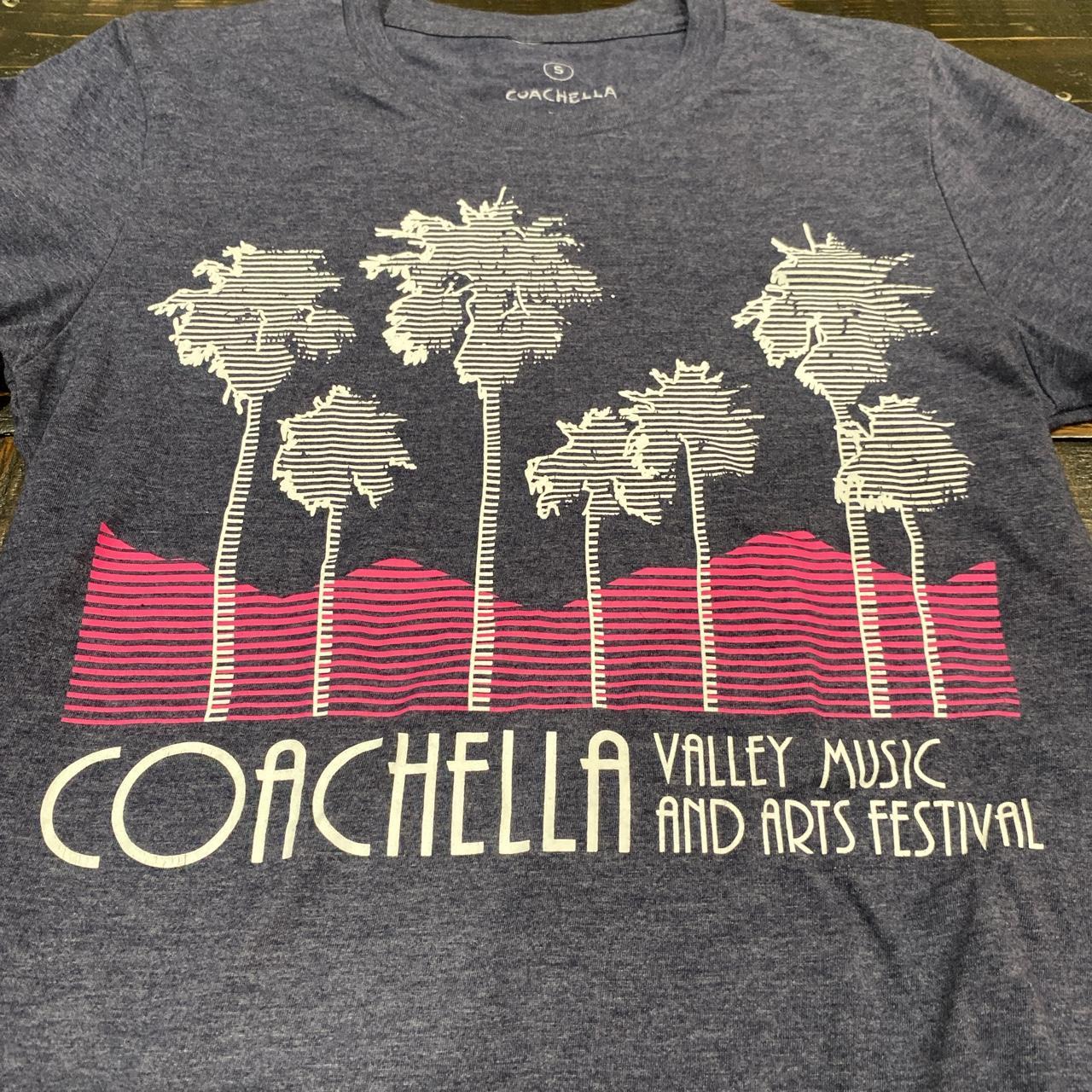 Coachella 2017 Official Merch TShirt Size Small.... - Depop
