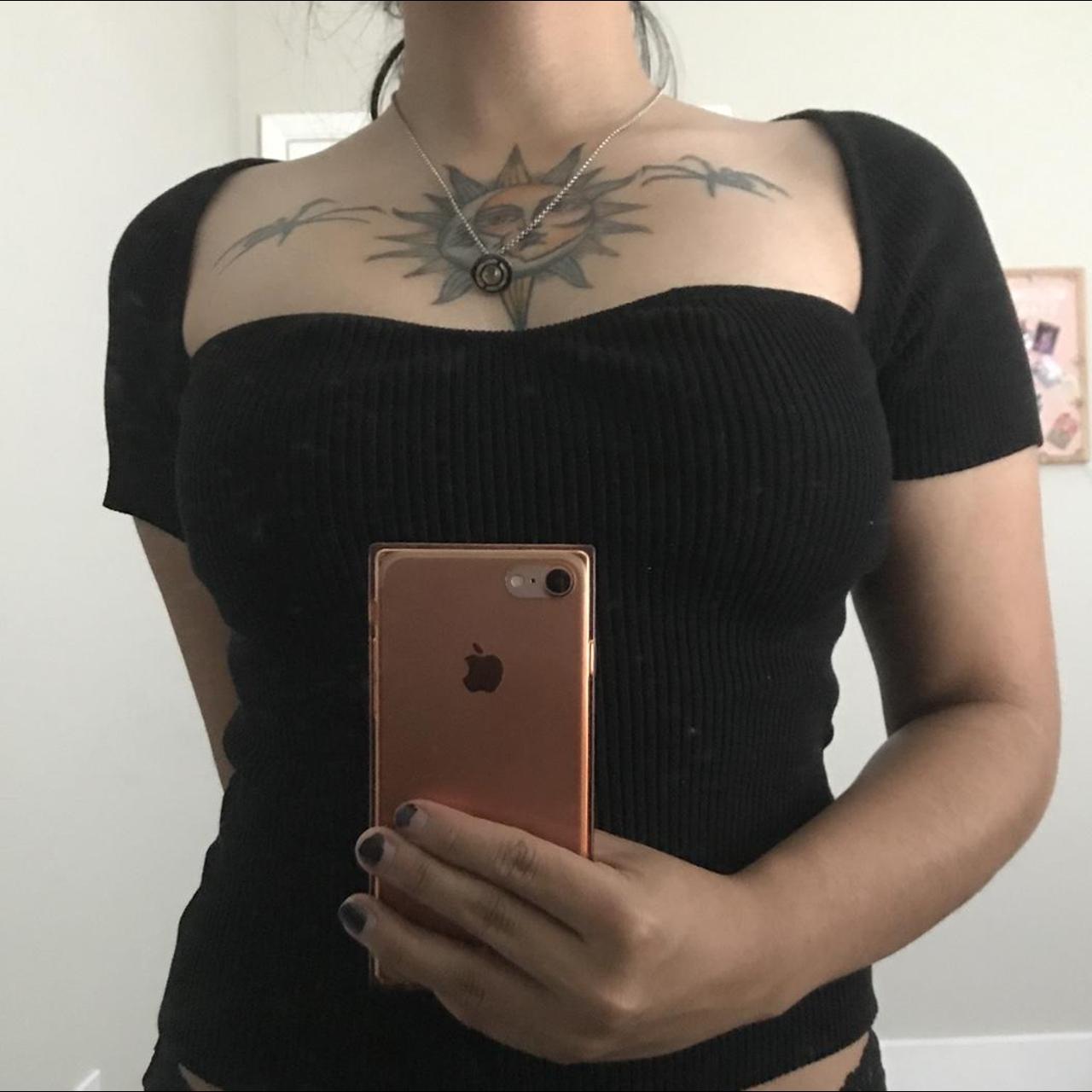 Open chest shirt🦇 Can fit a small or xs - Depop