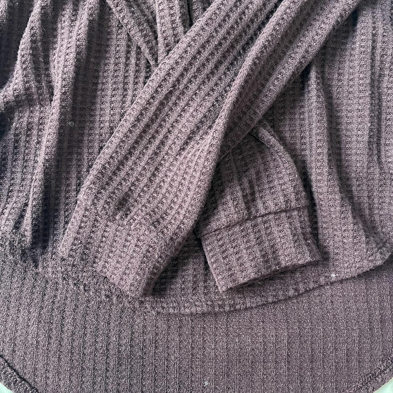 American Eagle waffle-style long sleeve! XS but fits... - Depop