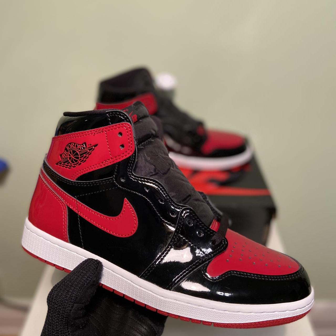 Jordan Men's Black and Red Trainers | Depop