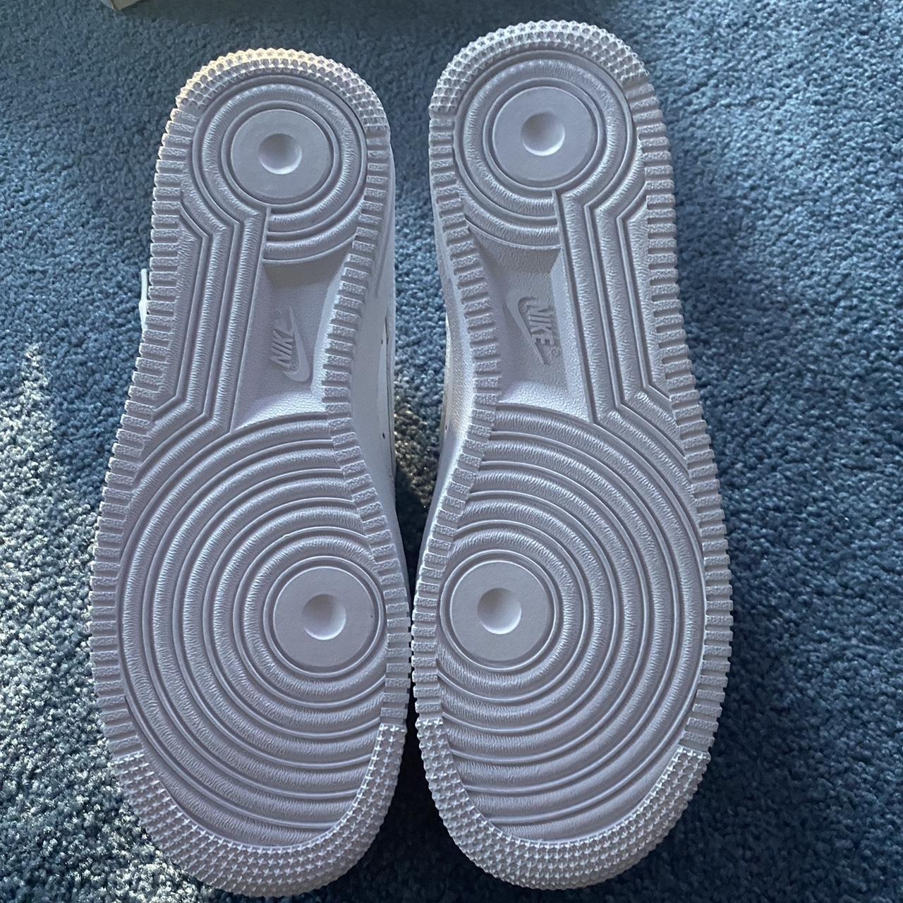 Nike Custom Biting Lip Air Force One - never worn -... - Depop