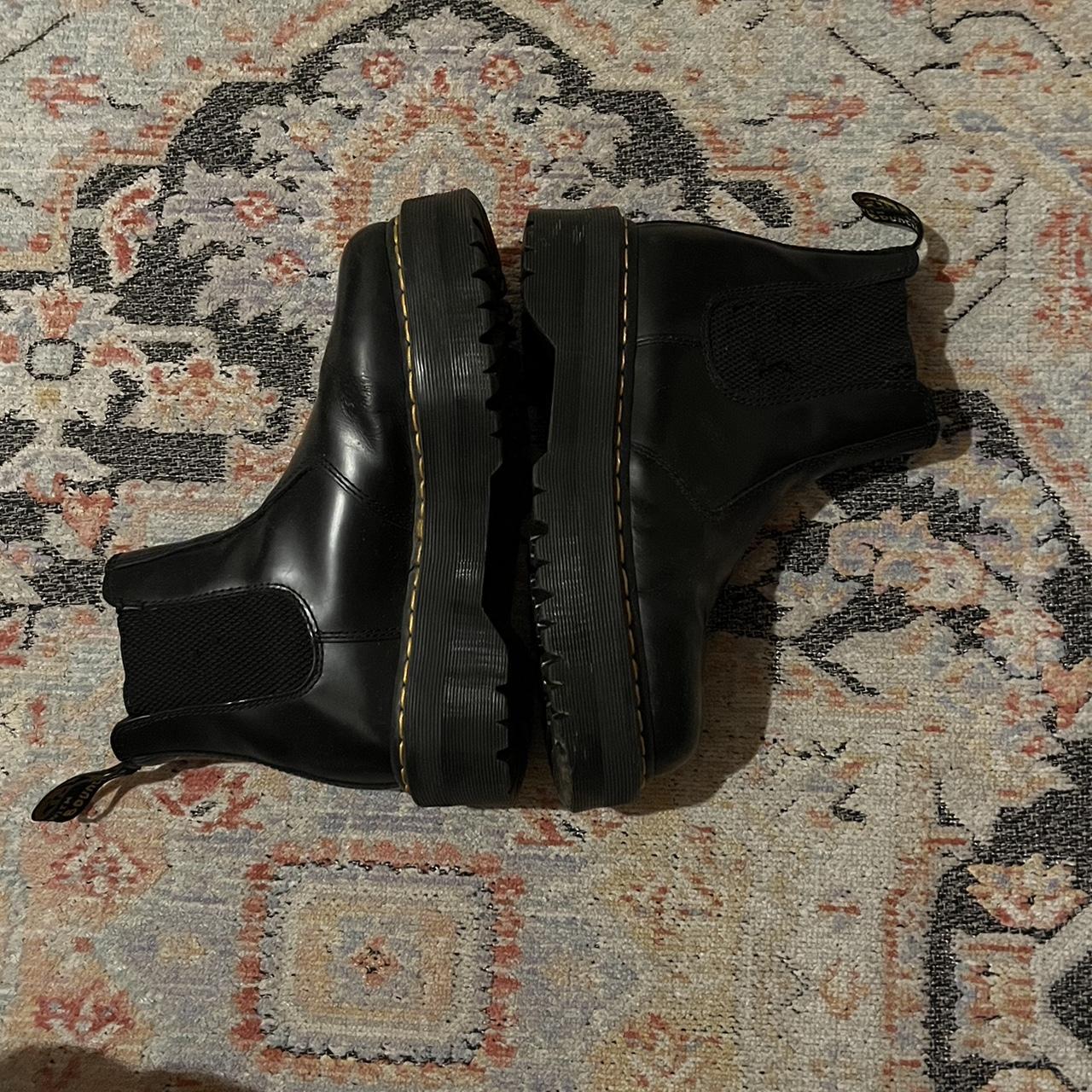 Doc Martens Chelsea platform boots (Fits size 9... - Depop