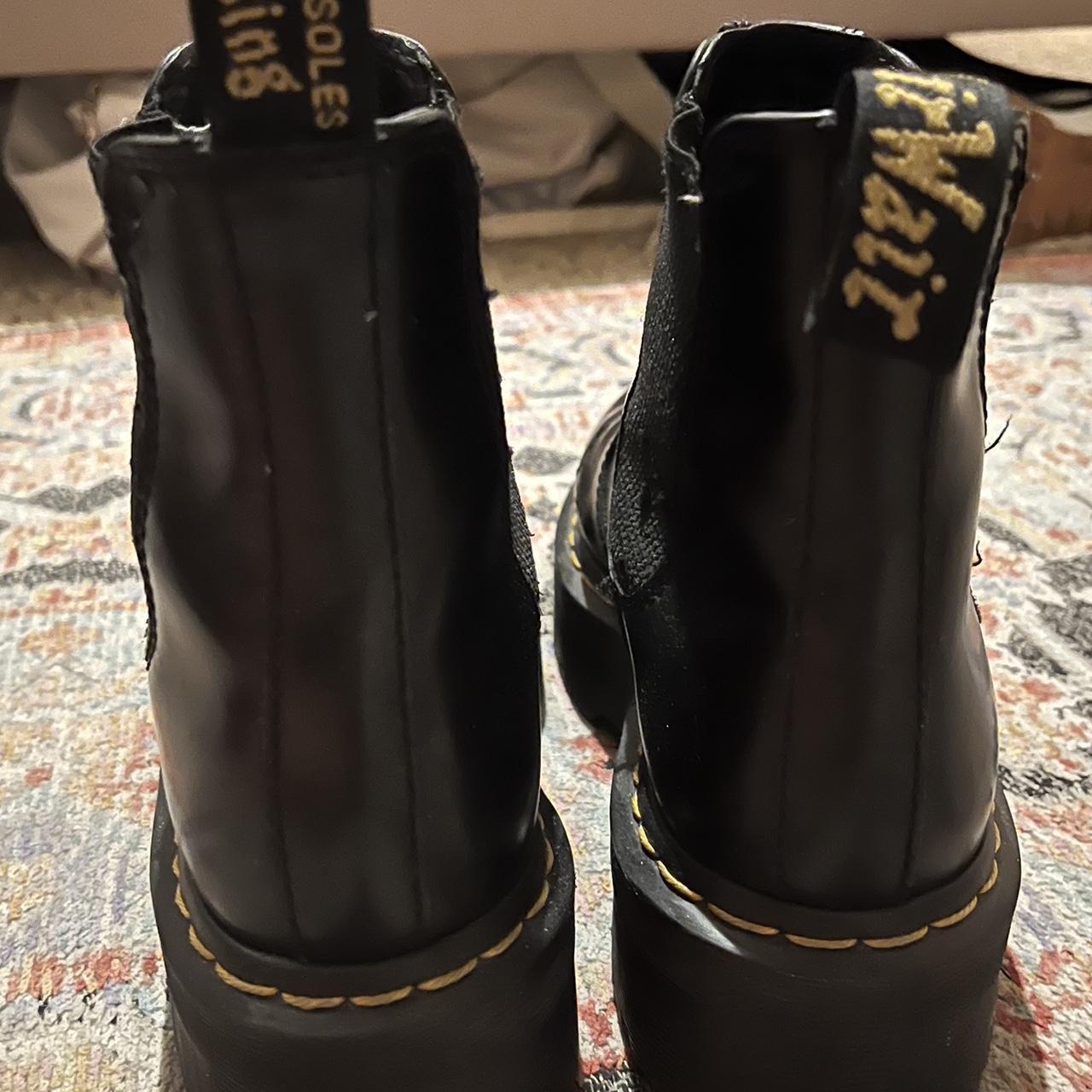 Doc Martens Chelsea platform boots (Fits size 9... - Depop