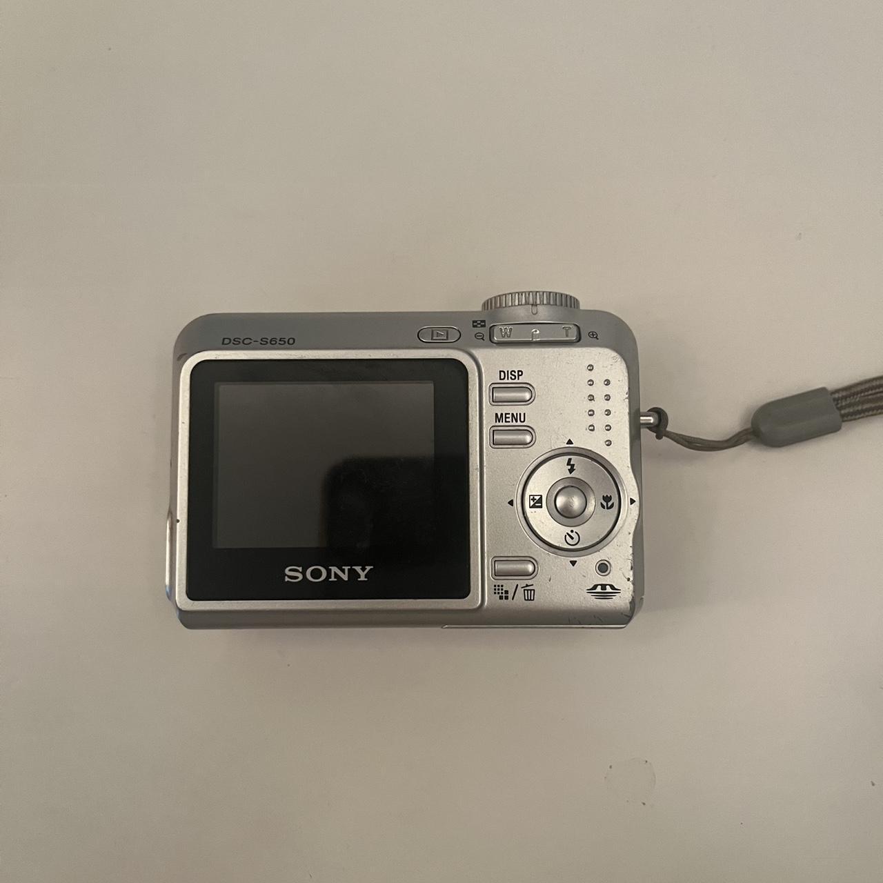 Sony Cybershot DSC-S650 7.2 MP Turns on but has... | Depop