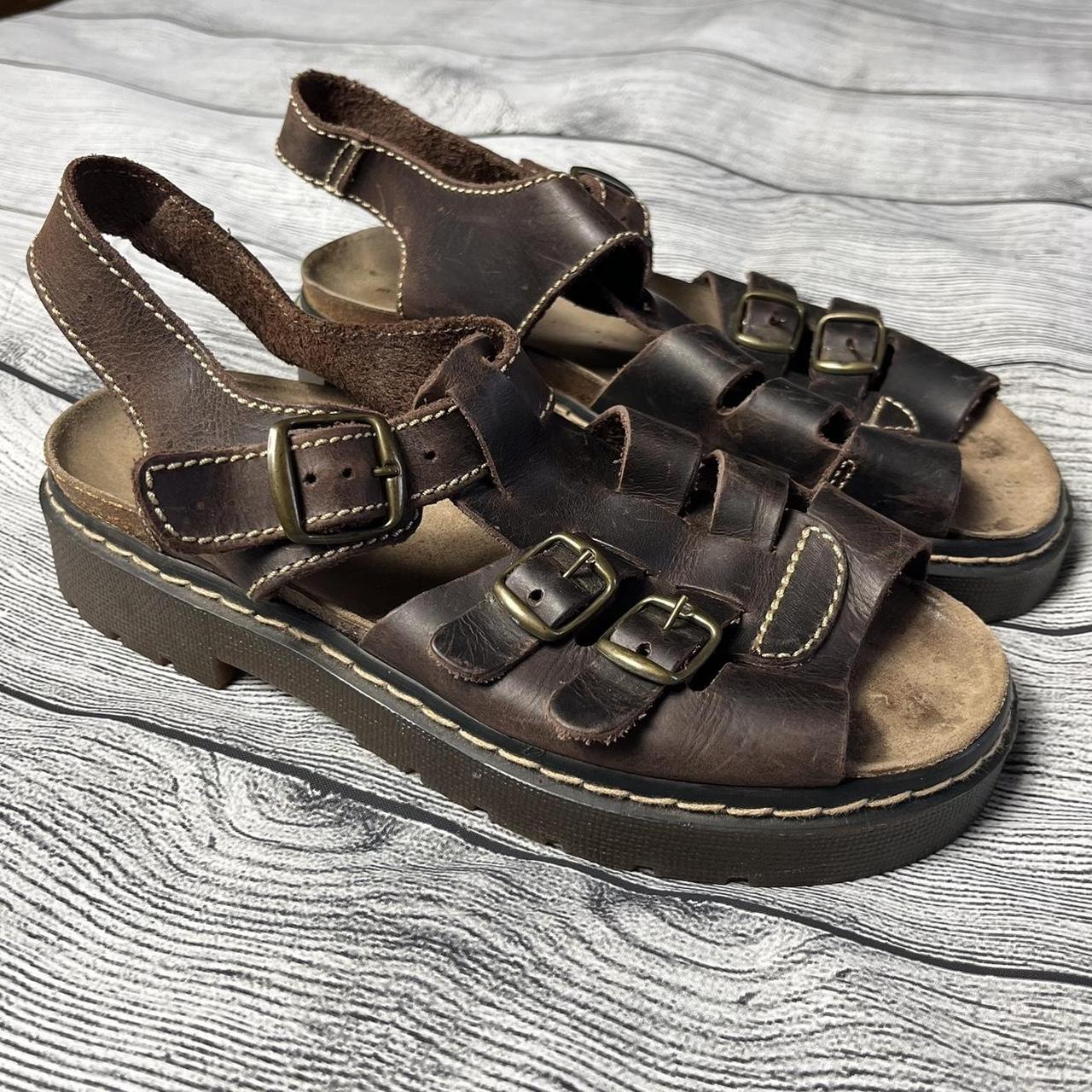 90s essential brown leather sandals 🤎 gold hardware... - Depop