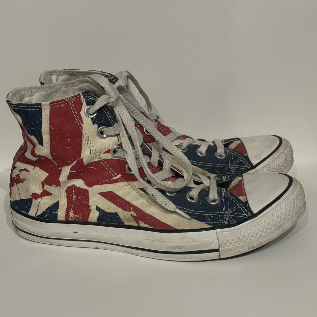 Union Jack Converse Size UK 7 In great condition... - Depop