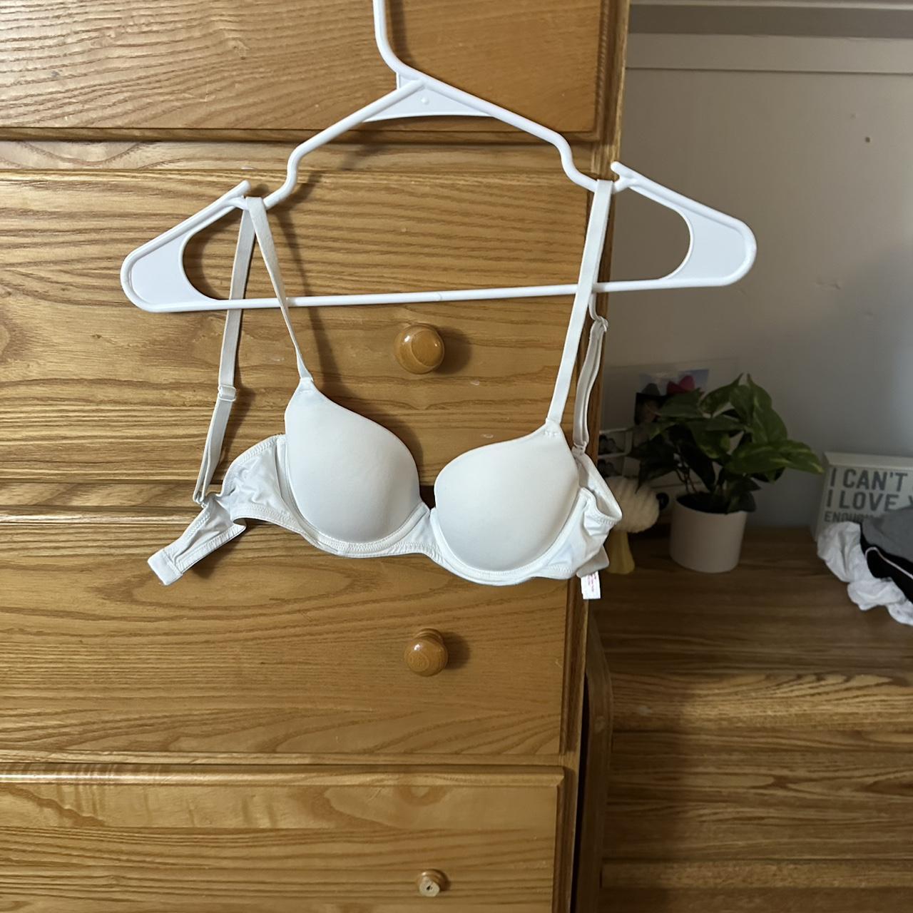 White Victoria's Secret/Pink bra - 32AA - Depop