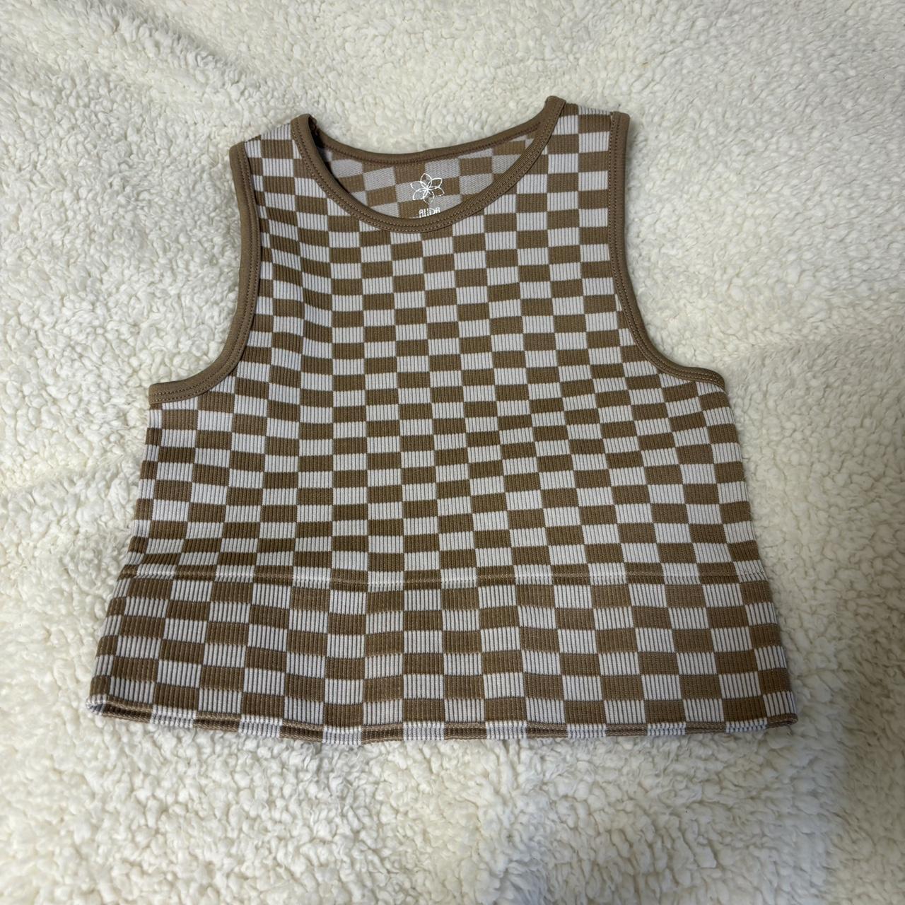 white and brown checkered tank top 🦷🐕 no blemishes - Depop
