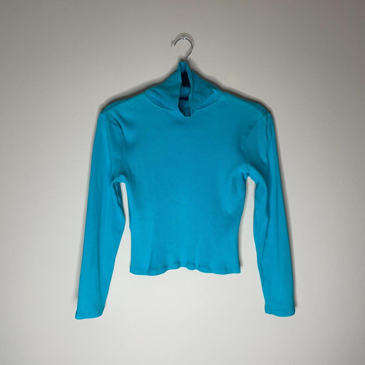 Copper Key Women's Blue Crop-top | Depop