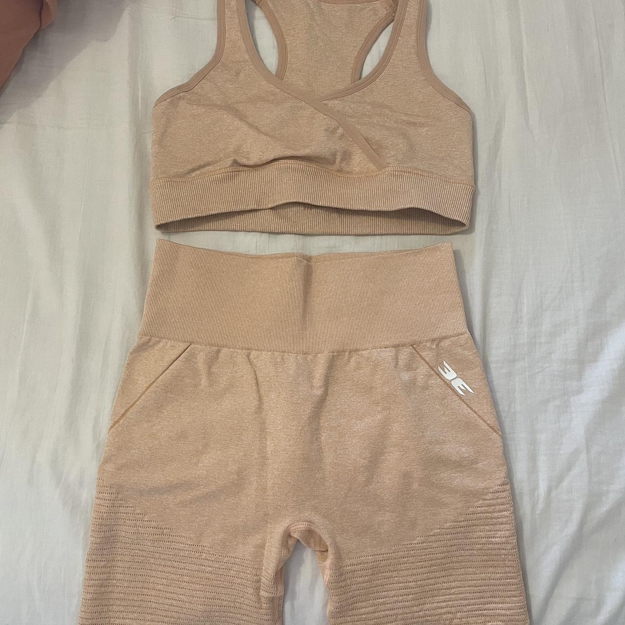 Peach Elite Eleven Set Hardly worn Size SMALL - Depop