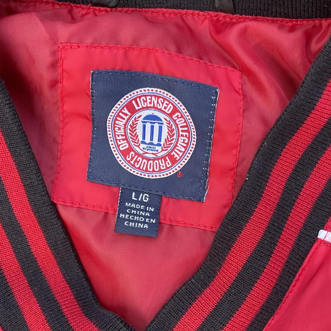 Wisconsin badgers pull over windbreaker Size:... - Depop