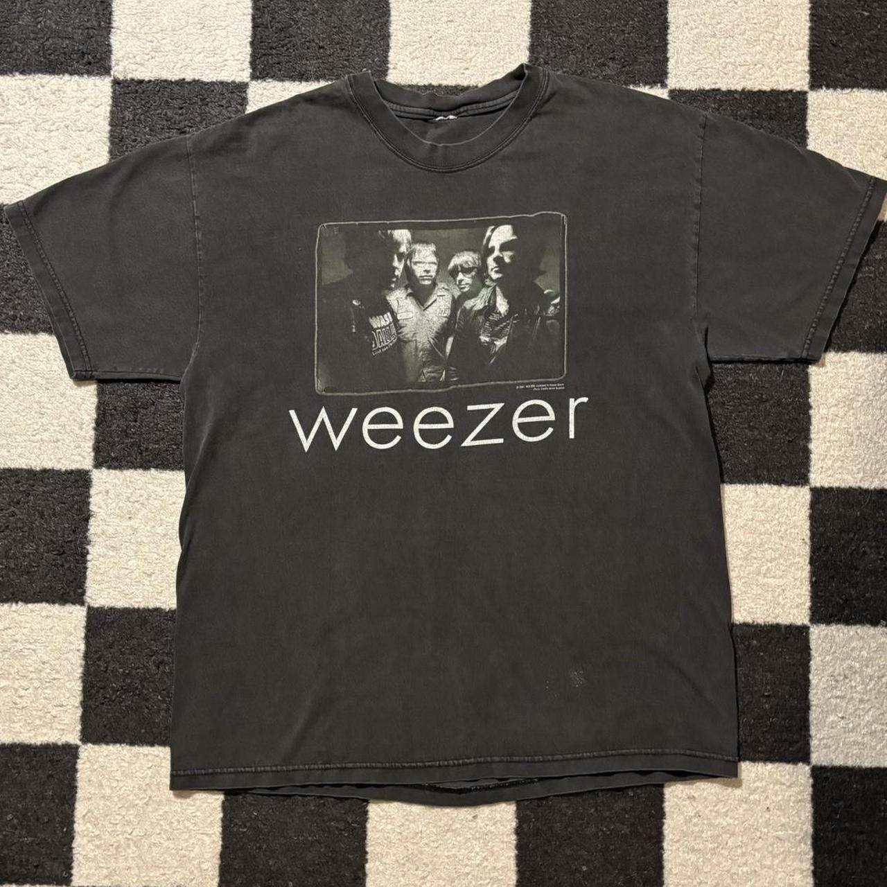 Vintage 2001 weezer band t shirt Size: L Fits:... - Depop