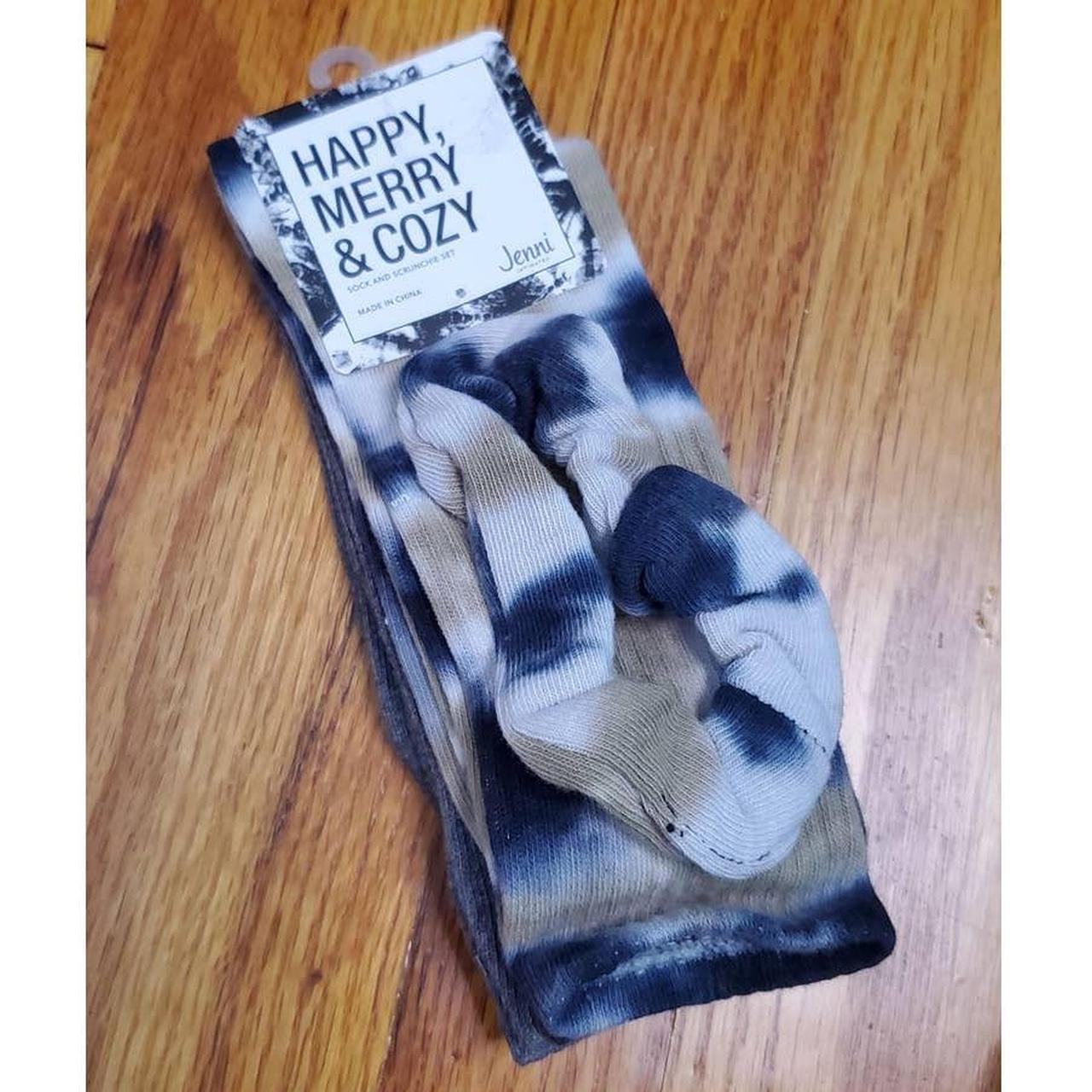 JENNI 2 Pair Crew Socks & Scrunchie Set, Created for... - Depop