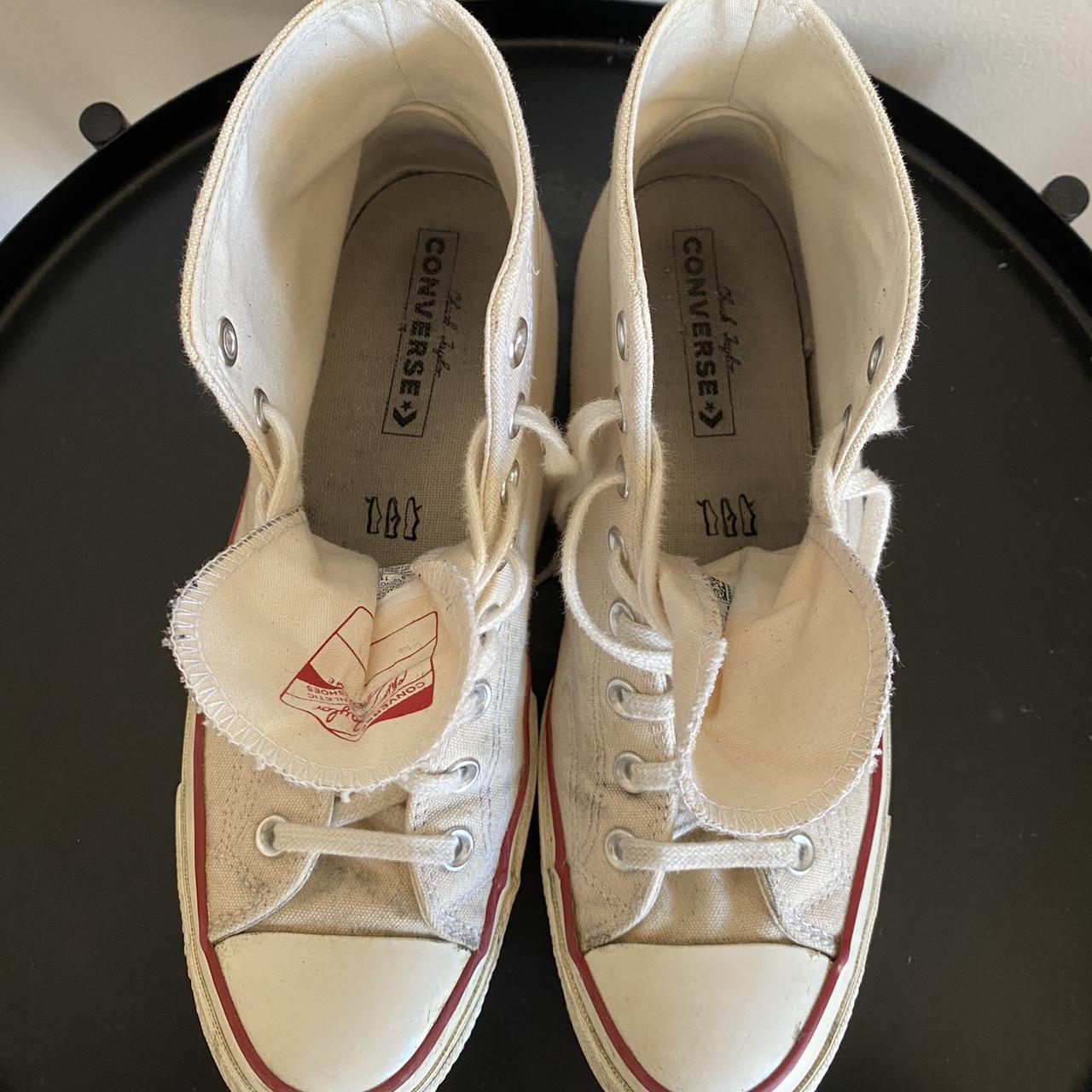 Chuck 70s converse cream. A bit worn, few scuffs and... - Depop