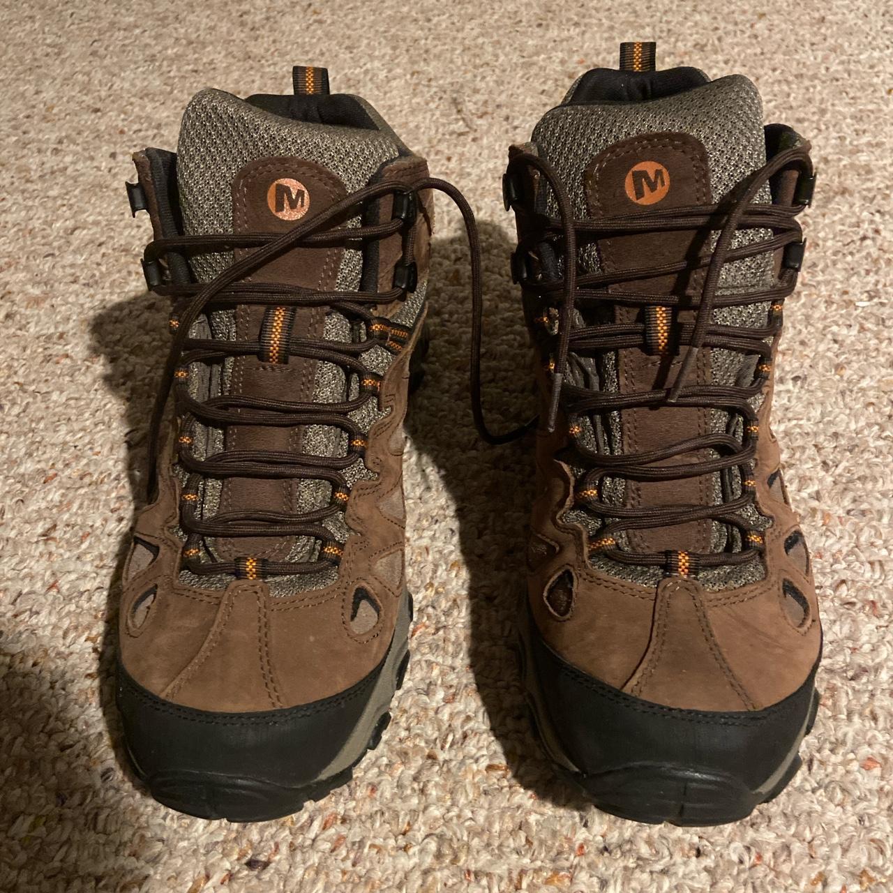 Very nice Merrell Hiking Boots!! Size 10.5 - Depop
