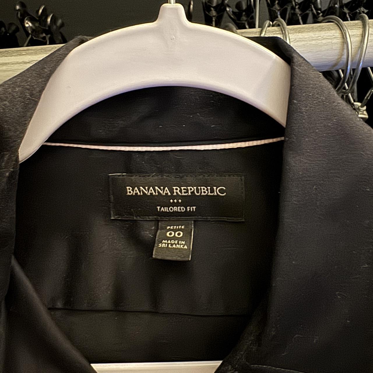 size double zero black Banana Republic button down... - Depop