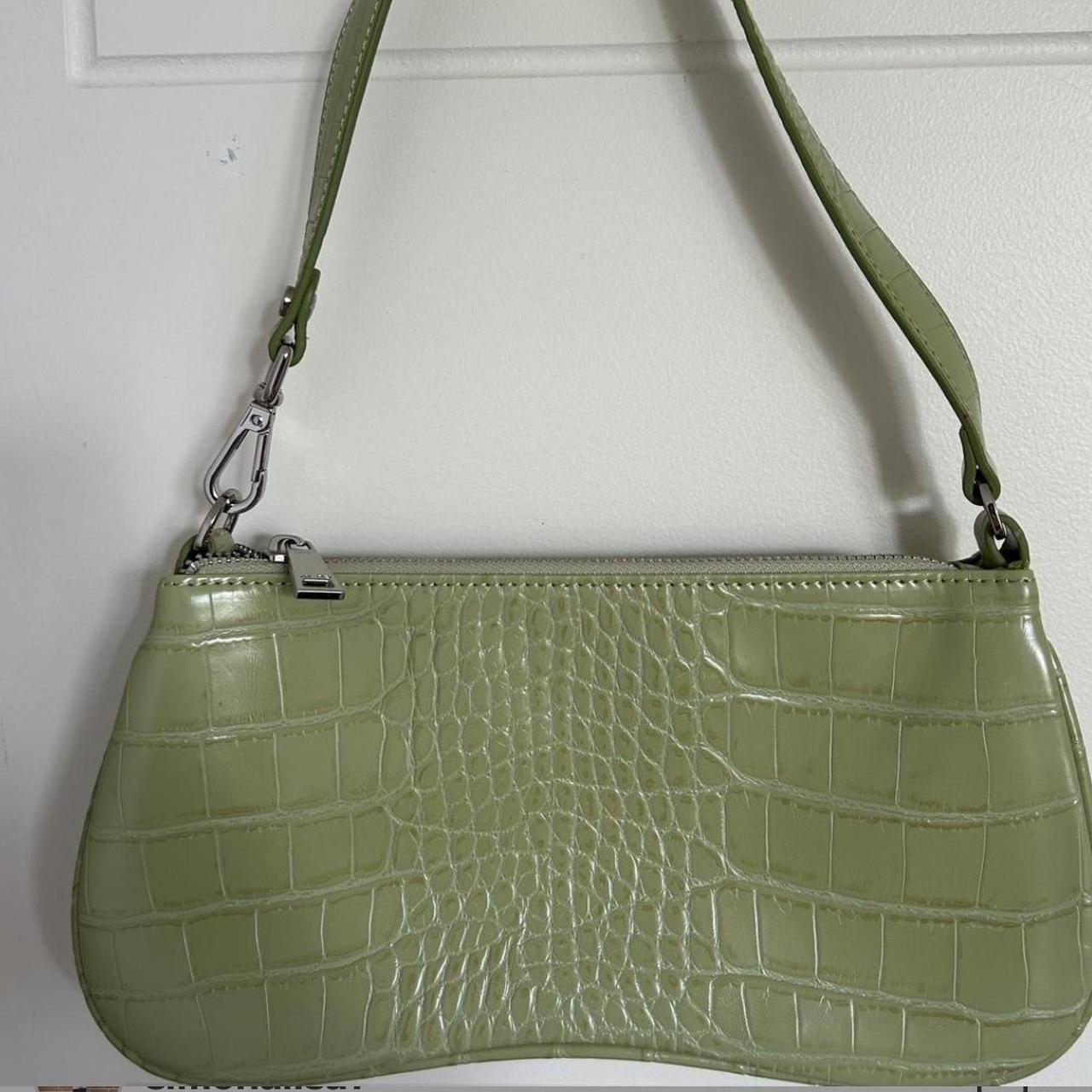 JW PEI bag. Super cute and trendy 💅🏽 #y2k#purse#bag - Depop