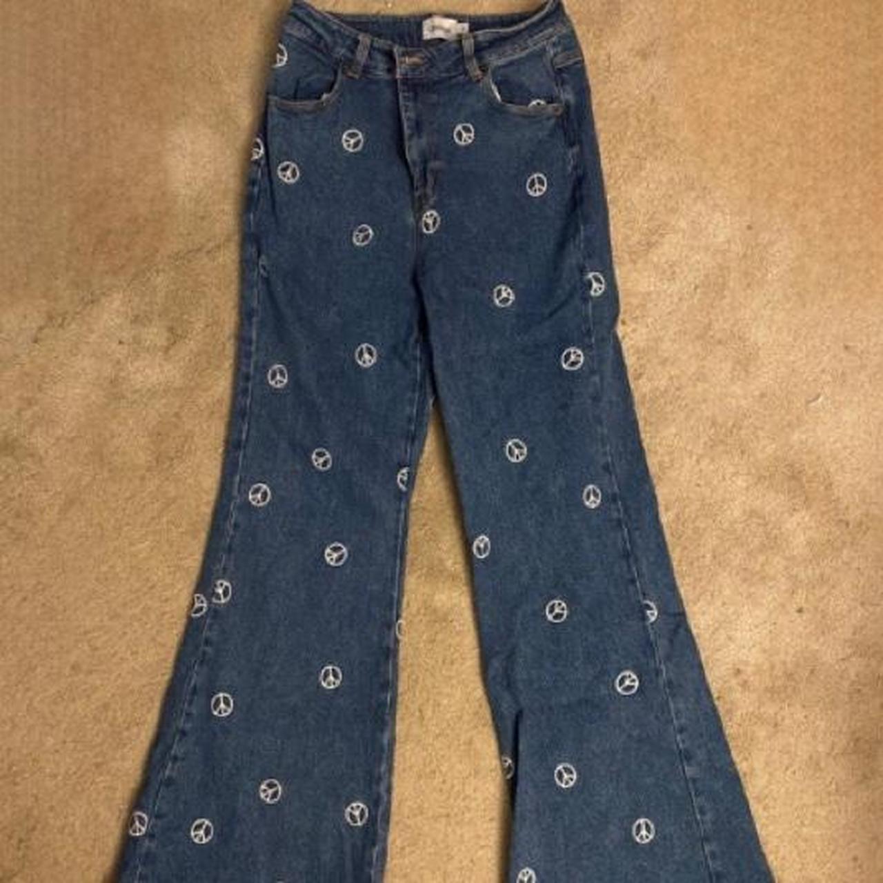 ☮️ PEACE SIGN JEANS ☮️ peace sign jeans! Barely worn!... - Depop