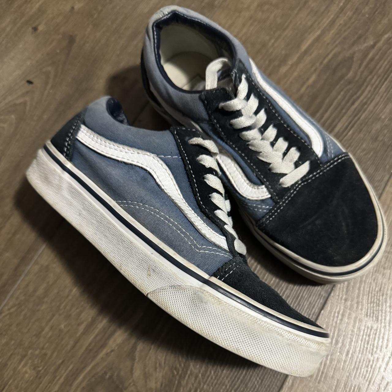 Women’s Vans size 5 - Depop