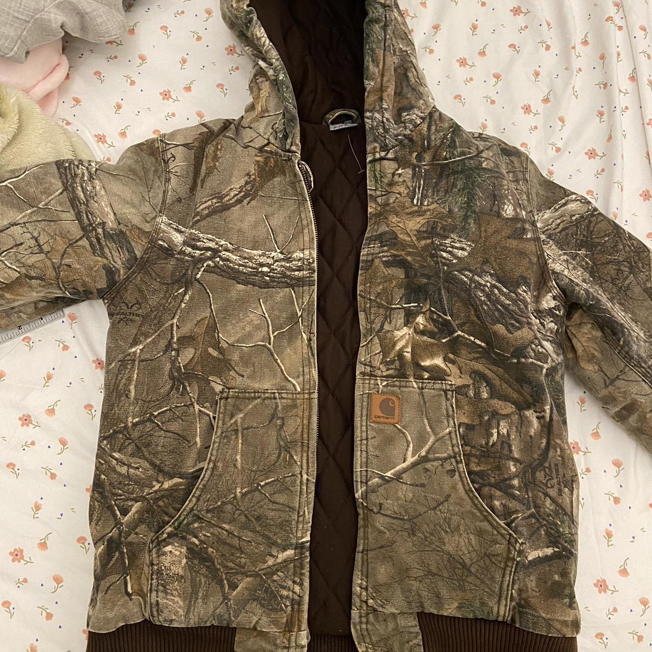 thick heavy weight carhartt camo jacket - would best... - Depop