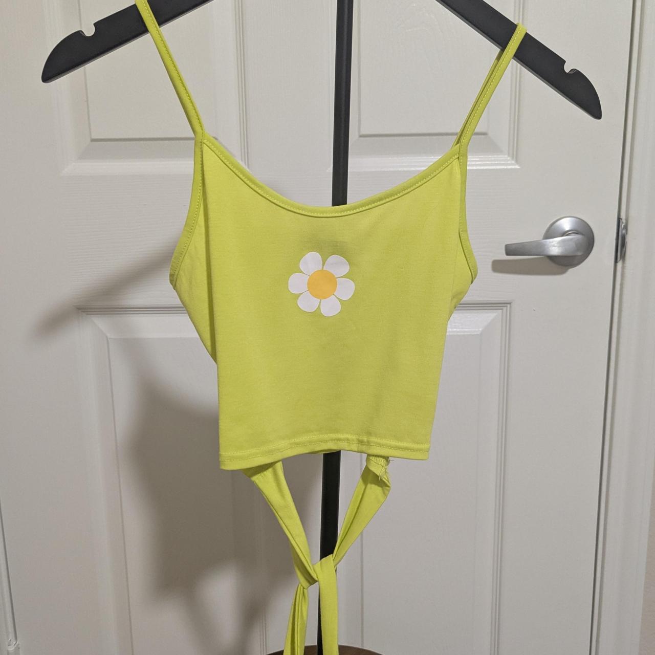 🔸🔸free shipping on bundles 🔸🔸 cute yellow green... | Depop