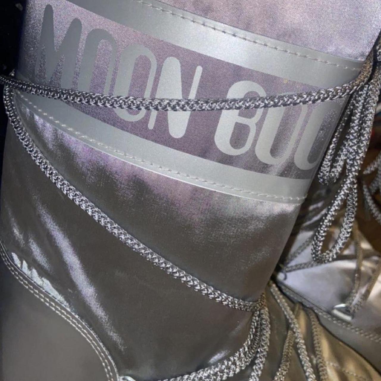 Moon Boot Women's Silver Boots | Depop