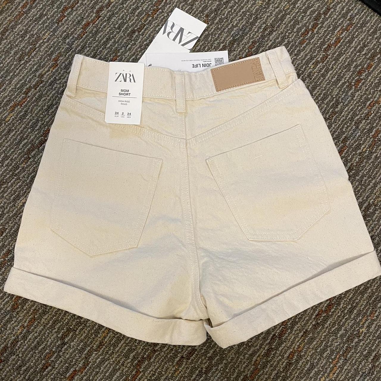 Zara Women's Cream Shorts | Depop