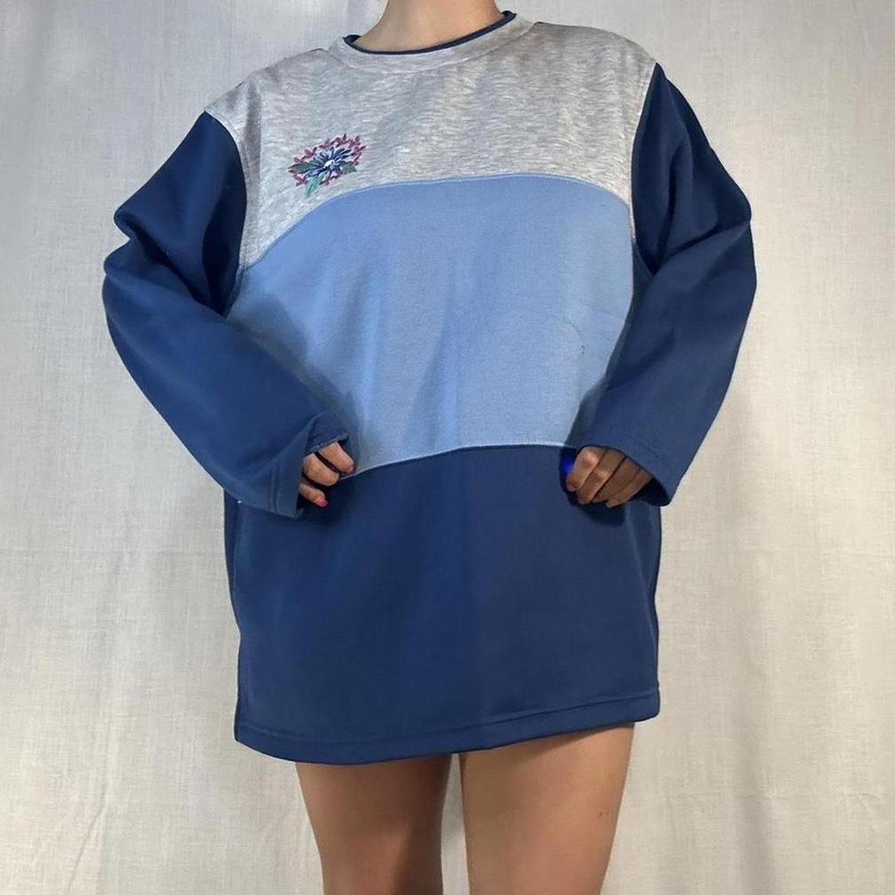 Vintage crewneck oversized sweater 90% cotton Blue... - Depop