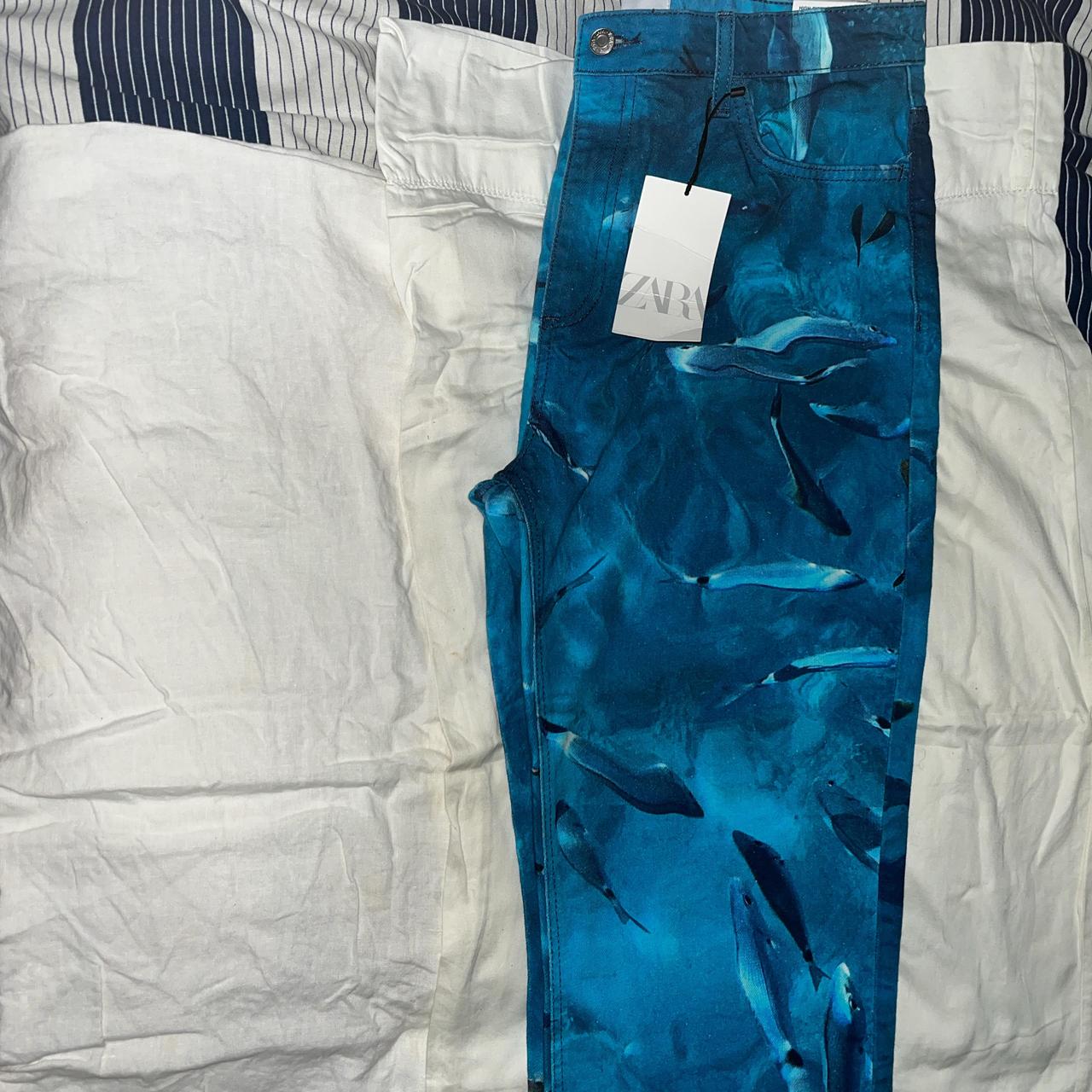 Jeans with fish normal fit size 10 - Depop