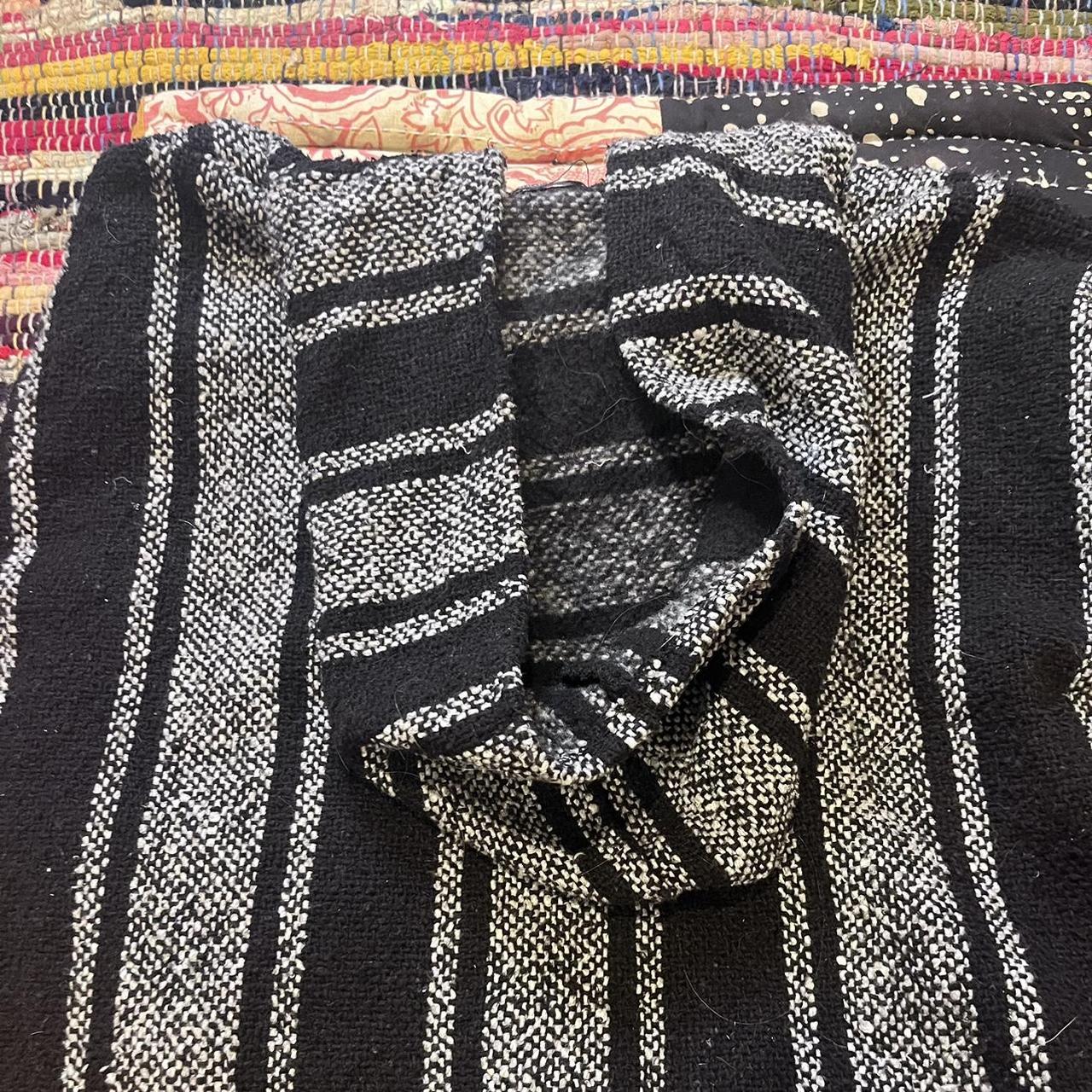 “drug rug” hoodie! worn once and is so thick and... - Depop