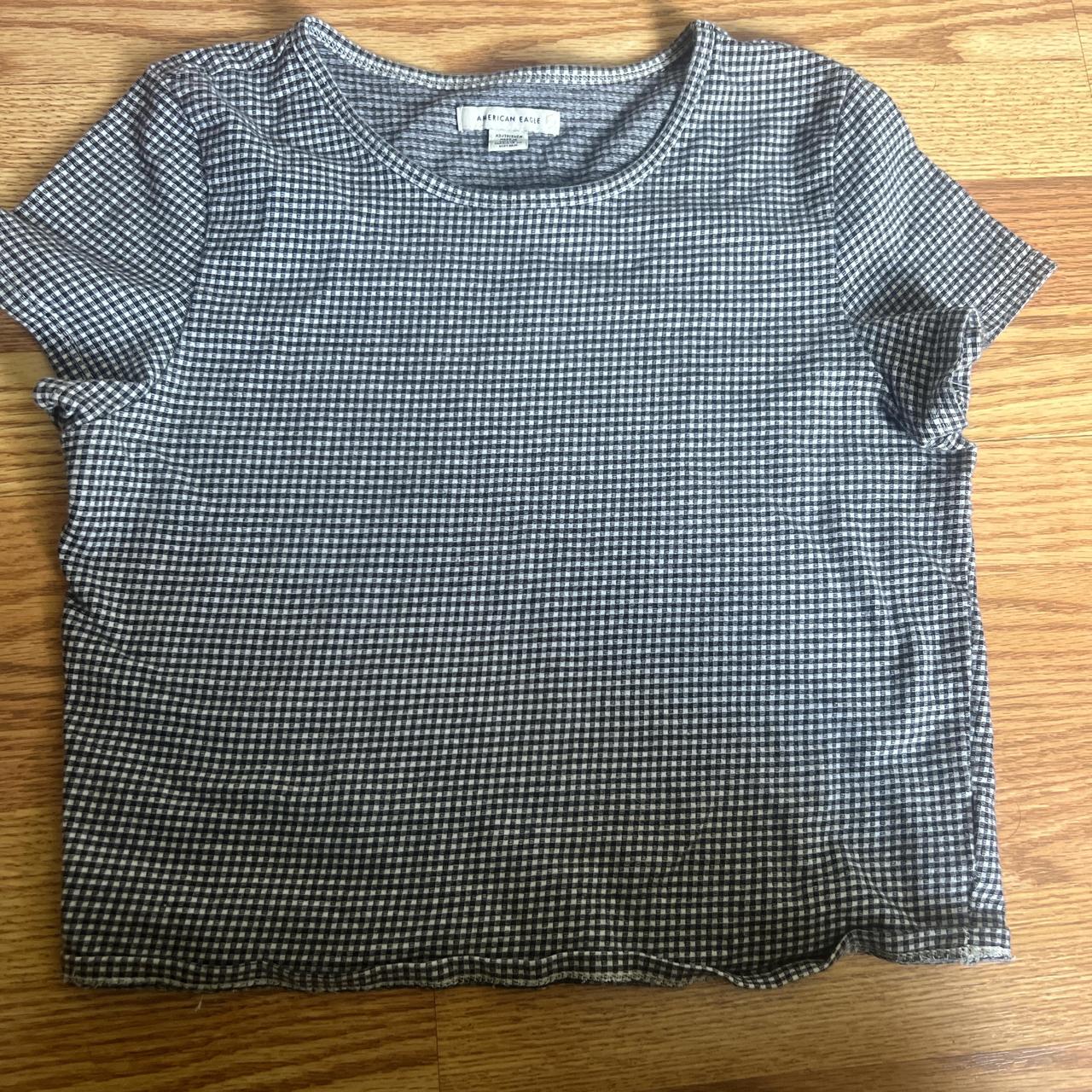 Xs American Eagle baby tee Like new - Depop