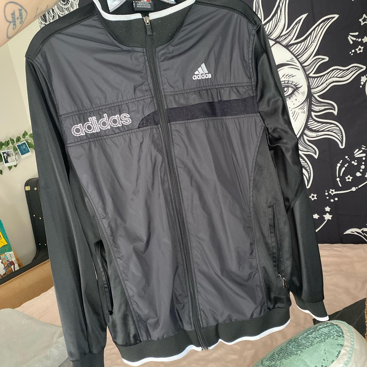 ADIDAS SPRAY XXXL Pocket zips don’t zip up and... - Depop