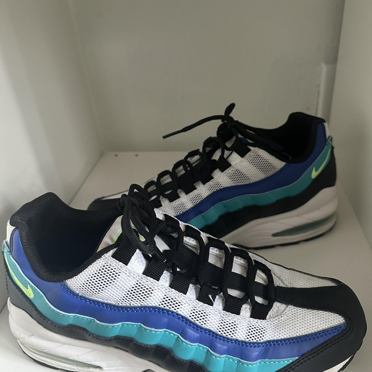 Barely worn Big Kids Air Max 95s. They are a few... - Depop